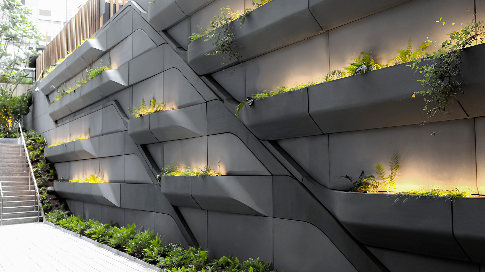 520w-28th-st-gfrp-greenwall – kinetica